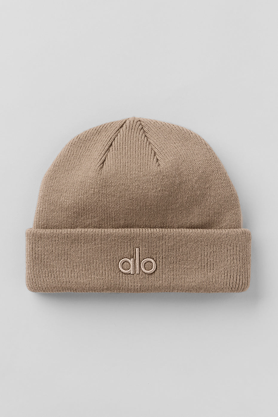 alo yoga Notable Beanie gravelベージュ ニット帽 Alo Yoga Notable Beanie Hat - Candy Heart Pink | Editorialist