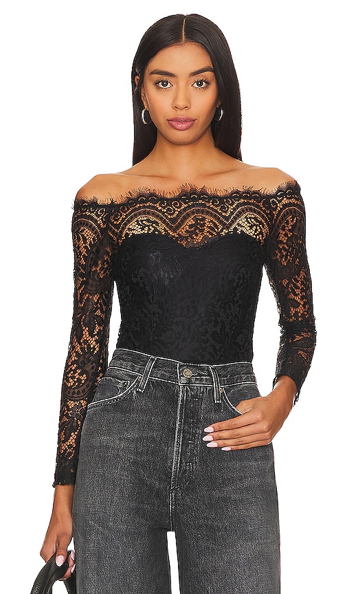 SUPERDOWN superdown Rivka Off Shoulder Bodysuit