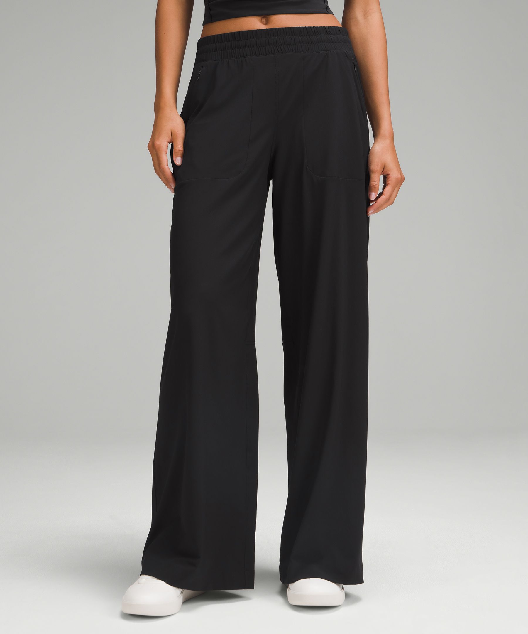 Lululemon Swift Mid-Rise Wide-Leg Pant Black Editorialist