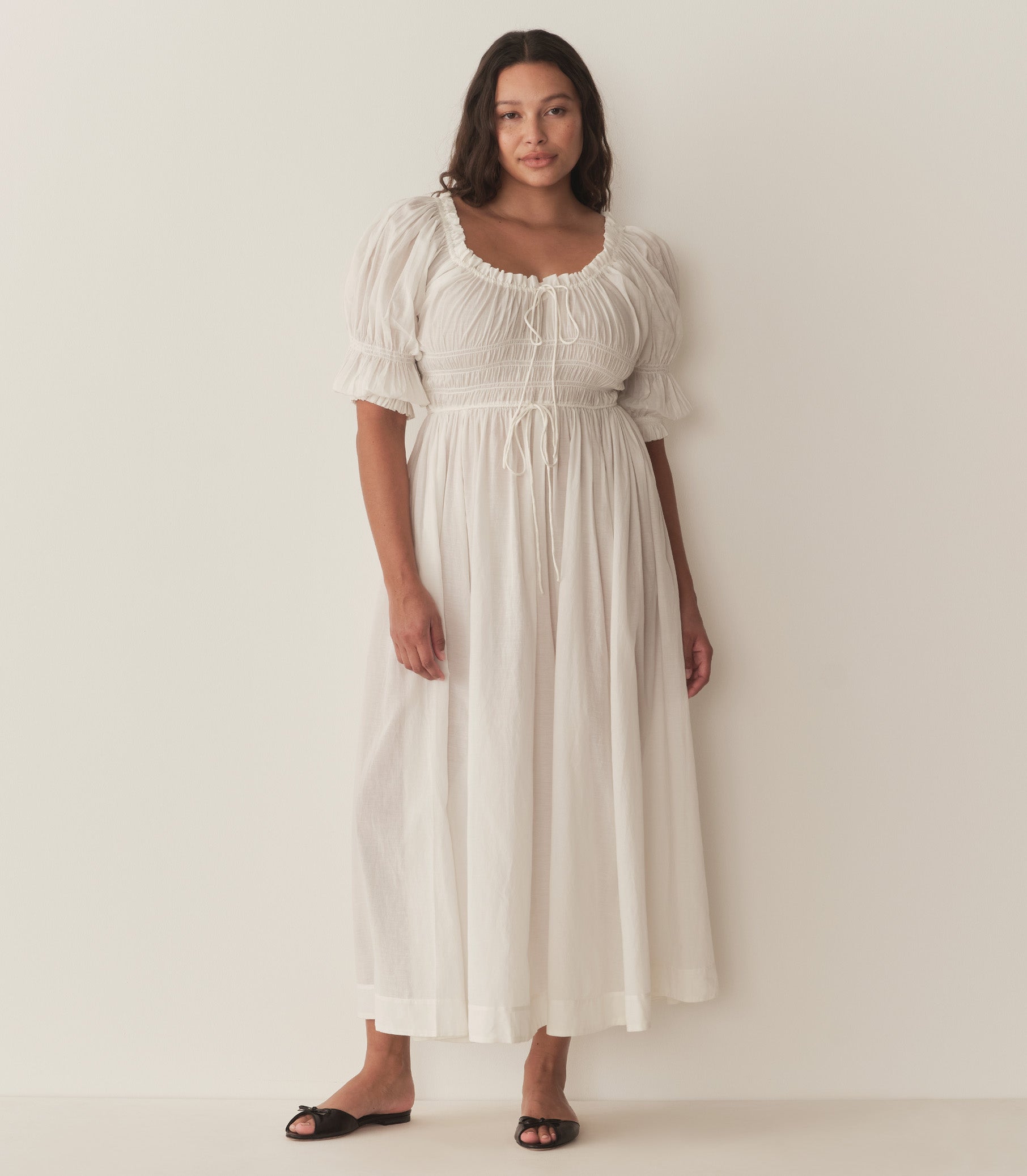 DEn Nevita Linen Dress - Salt | Editorialist
