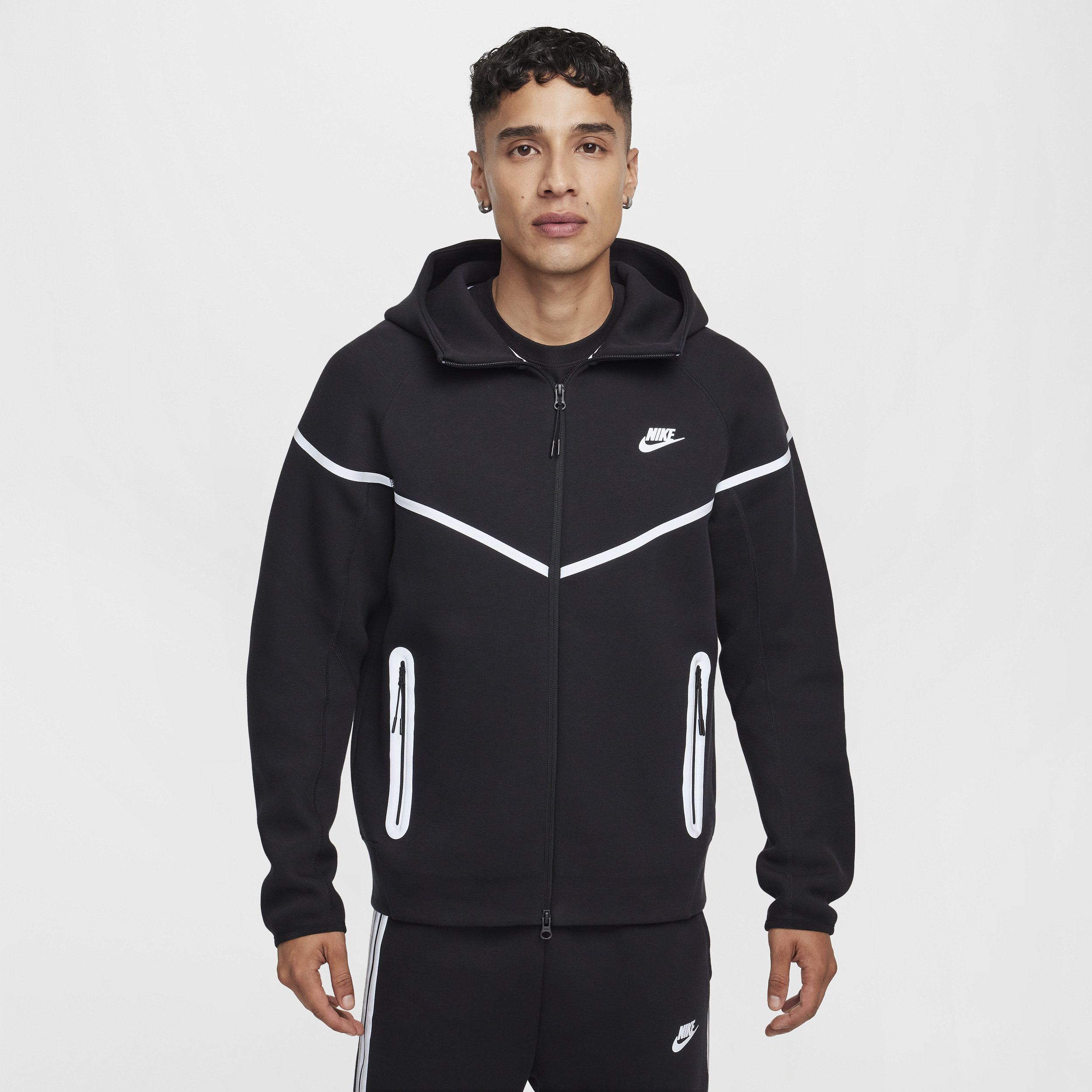 Nike Tech Windrunner Reflective Details Fleece Full-Zip Jacket