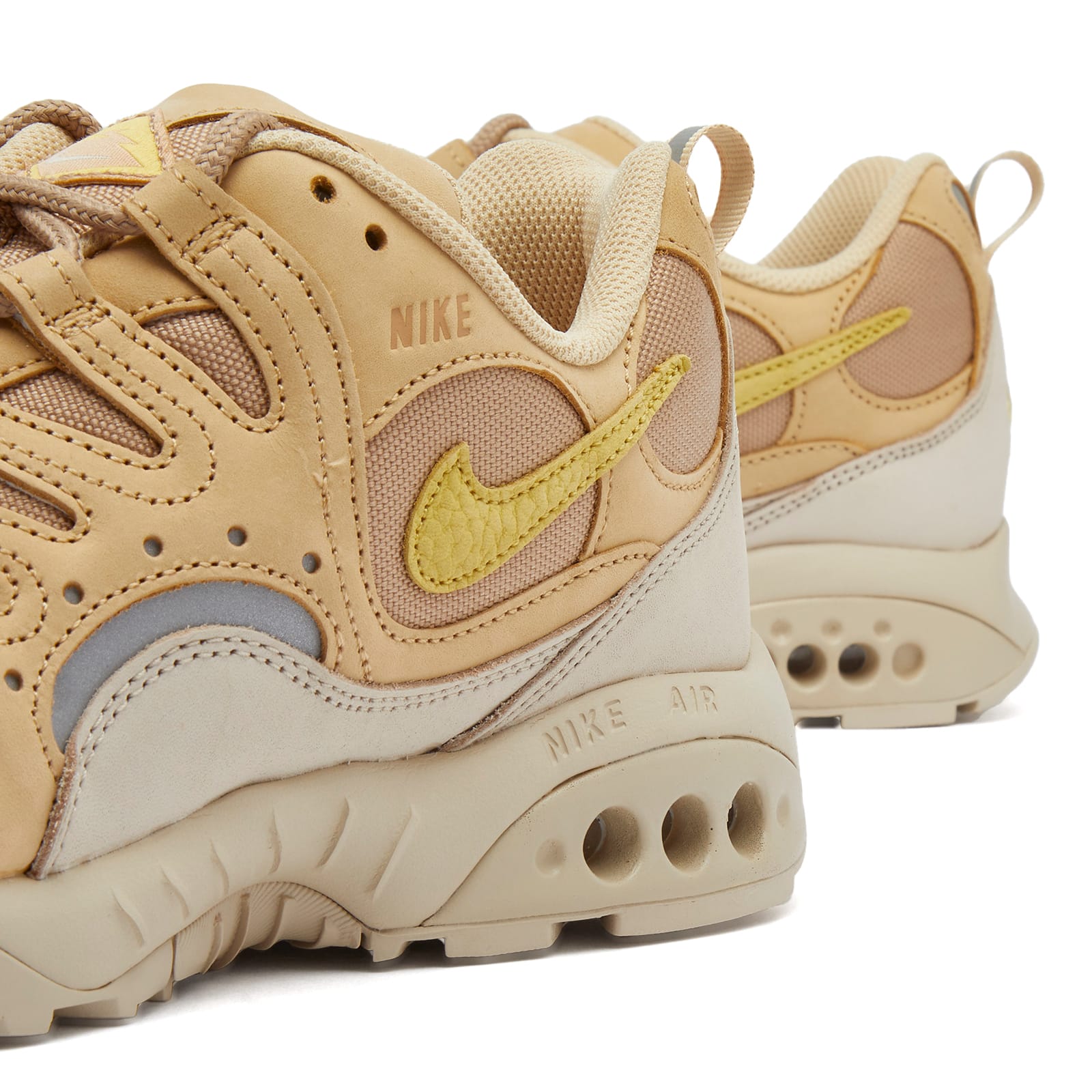 Nike Terra Humara Sp Sneakers In Sesame/Gold/Sandrift - 60% Off 