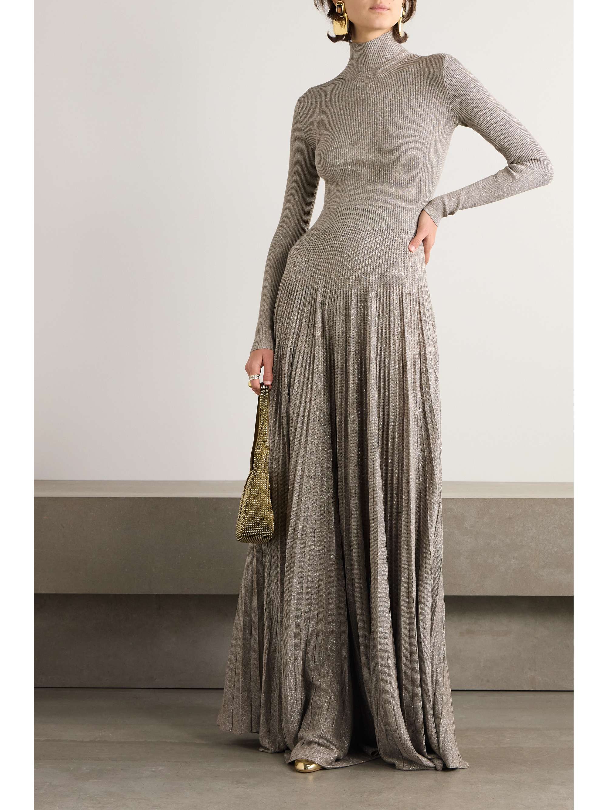 Turtleneck Dress Robe Fourreau Ralph Lauren Ralph Lauren Holliday Metallic-Knit Turtleneck Gown In Silver 50 Turtleneck Dress Robe Fourreau Ralph Lauren Ralph Lauren Holliday Metallic-Knit Turtleneck Gown In Silver 50