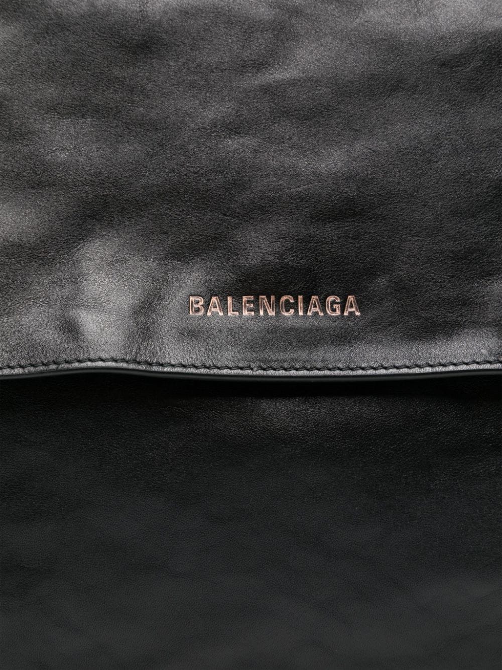 Balenciaga Medium Grungy Messenger Bag - Black | Editorialist