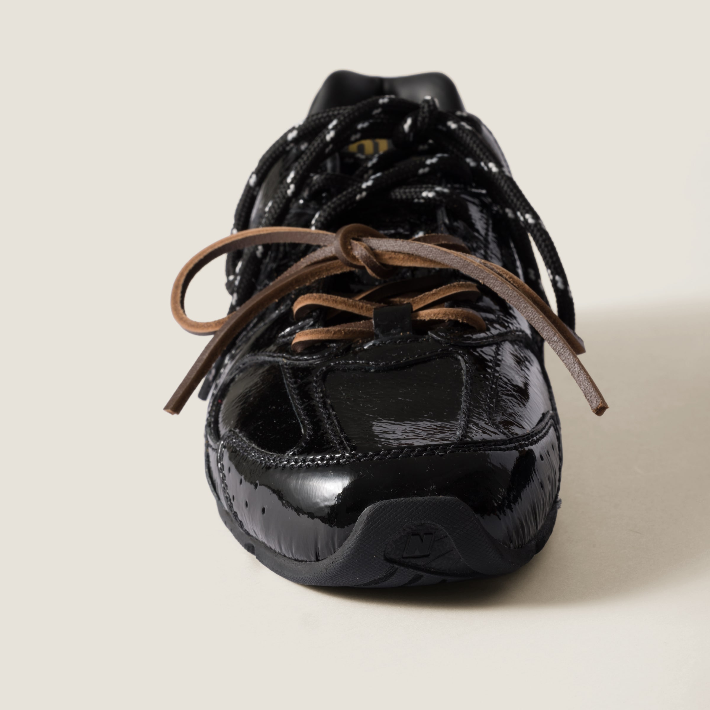 Miu Miu X New Balance 530 Sl Patent Leather Sneakers - Black 