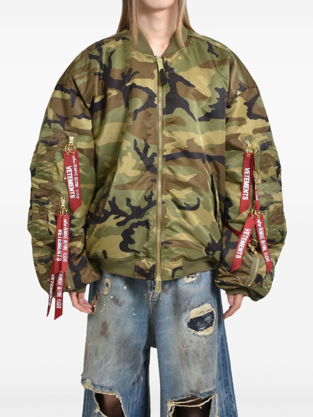 Vetements Reversible Padded Jacket In Green - 10% Off | Editorialist