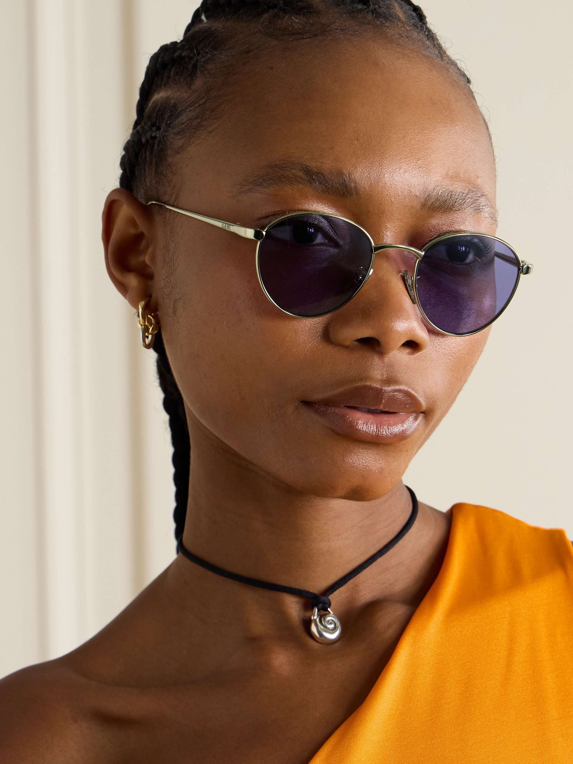 Loewe Round-Frame Sunglasses In Gold - 50% Off | Editorialist display picture 1