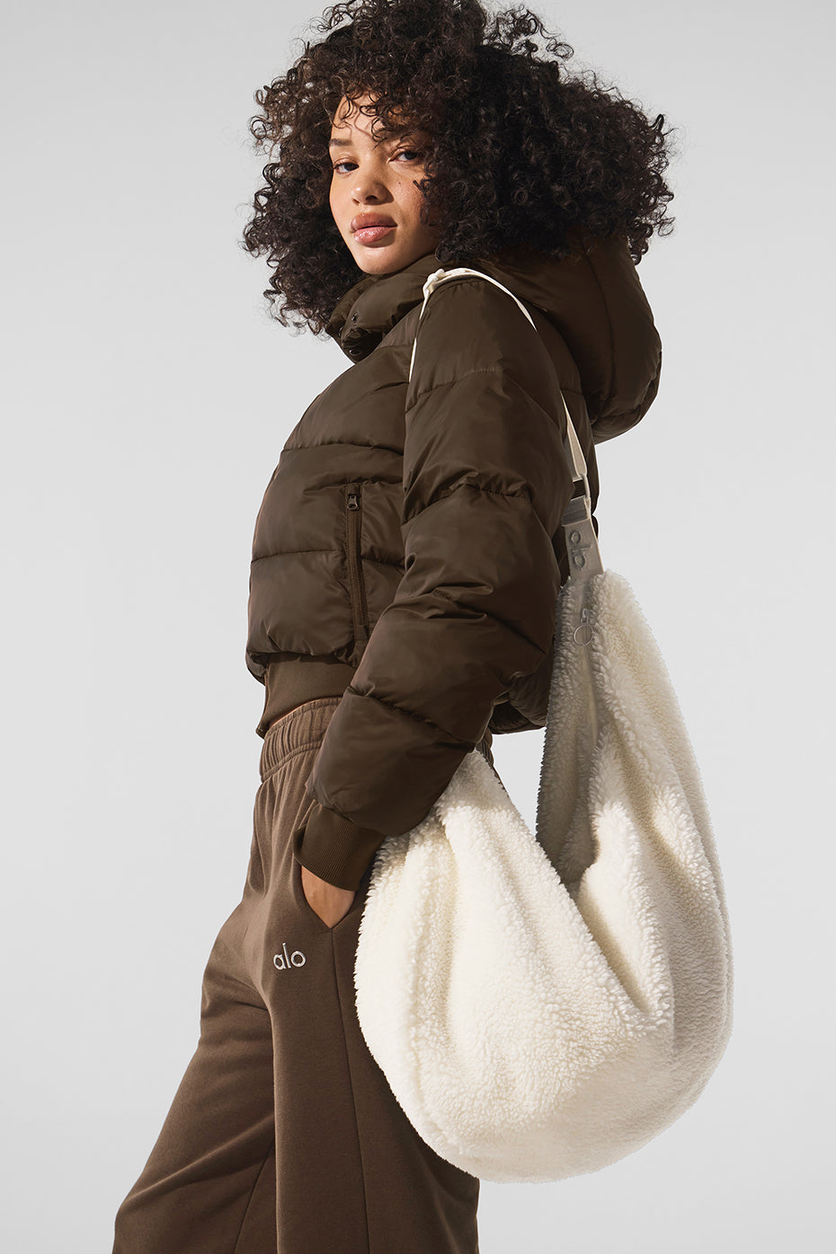 Alo Yoga Sherpa Om The Go Sling Bag - Ivory | Editorialist