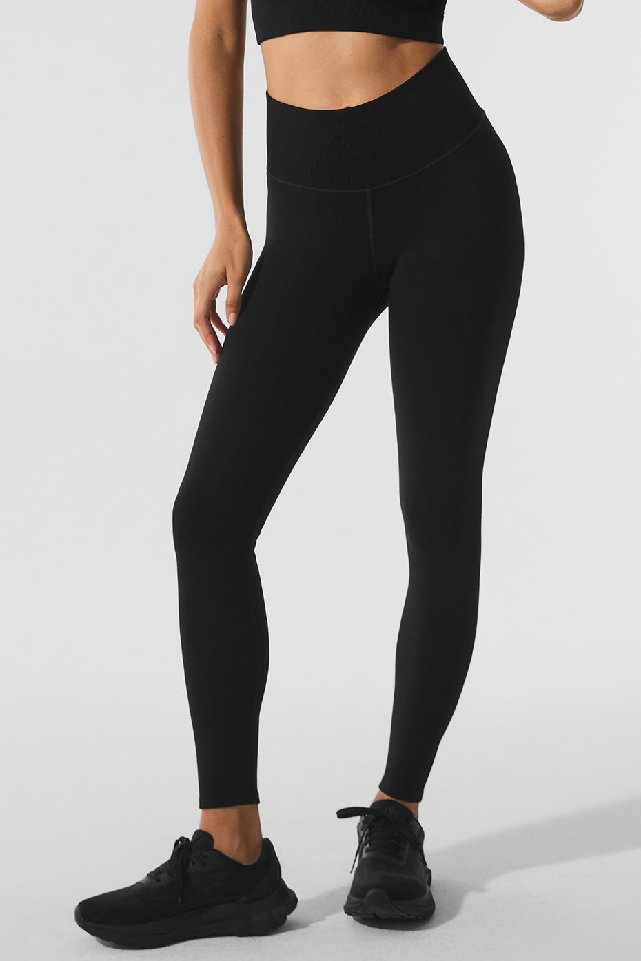 Alo Yoga Seamless Winter Warm Plush High-Waist 7/8 Legging - Black