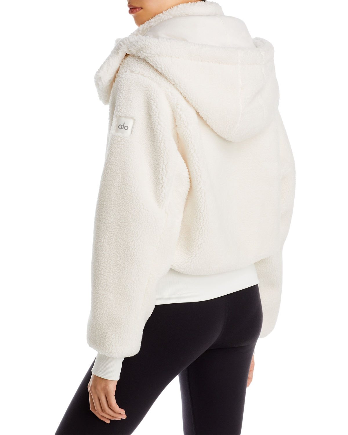 アロ　alo Yoga Ivory Foxy Sherpa Jacket Foxy Sherpa Jacket - Ivory | ALO