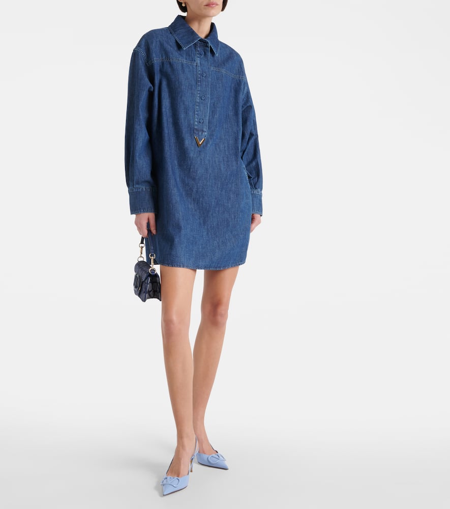 Buy Valentino Garavani Vgold Chambray Denim Shirt Dress - Blue At 30% Off | Editorialist Buy Valentino Garavani Vgold Chambray Denim Shirt Dress - Blue At 30% Off | Editorialist