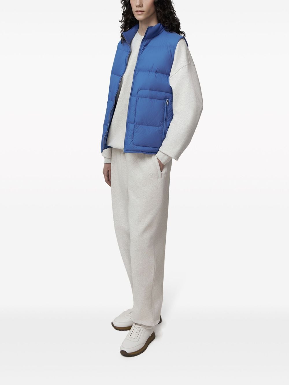 12 STOREEZ Packable Padded Vest
