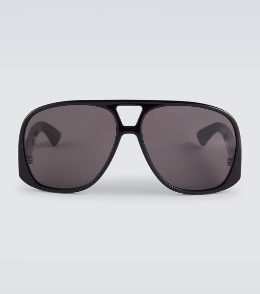28685610~black_0.jpg