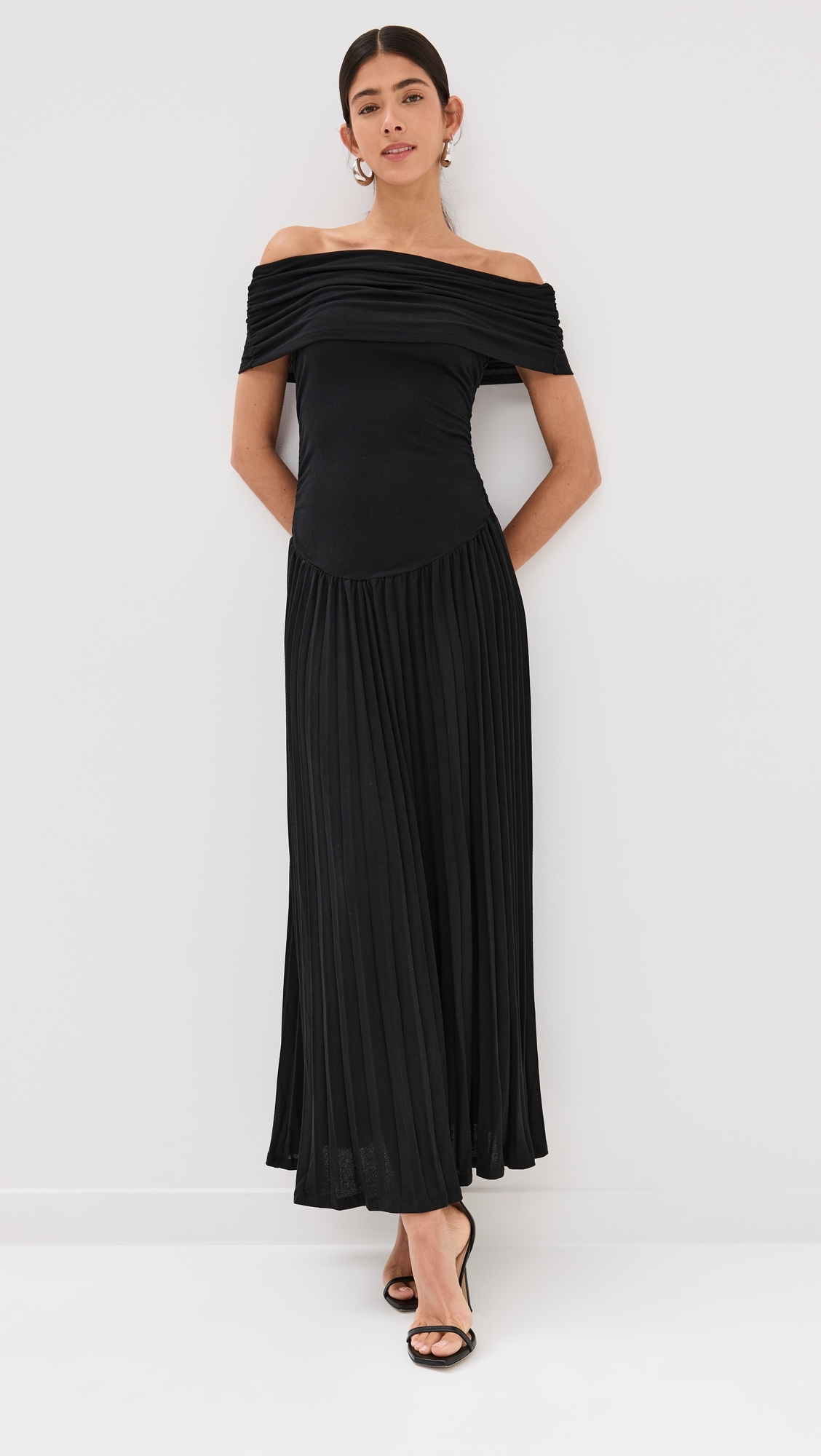 LIONESS Lioness Off-Shoulder Maxi Dress with Pleated Skirt and Ruched Waist