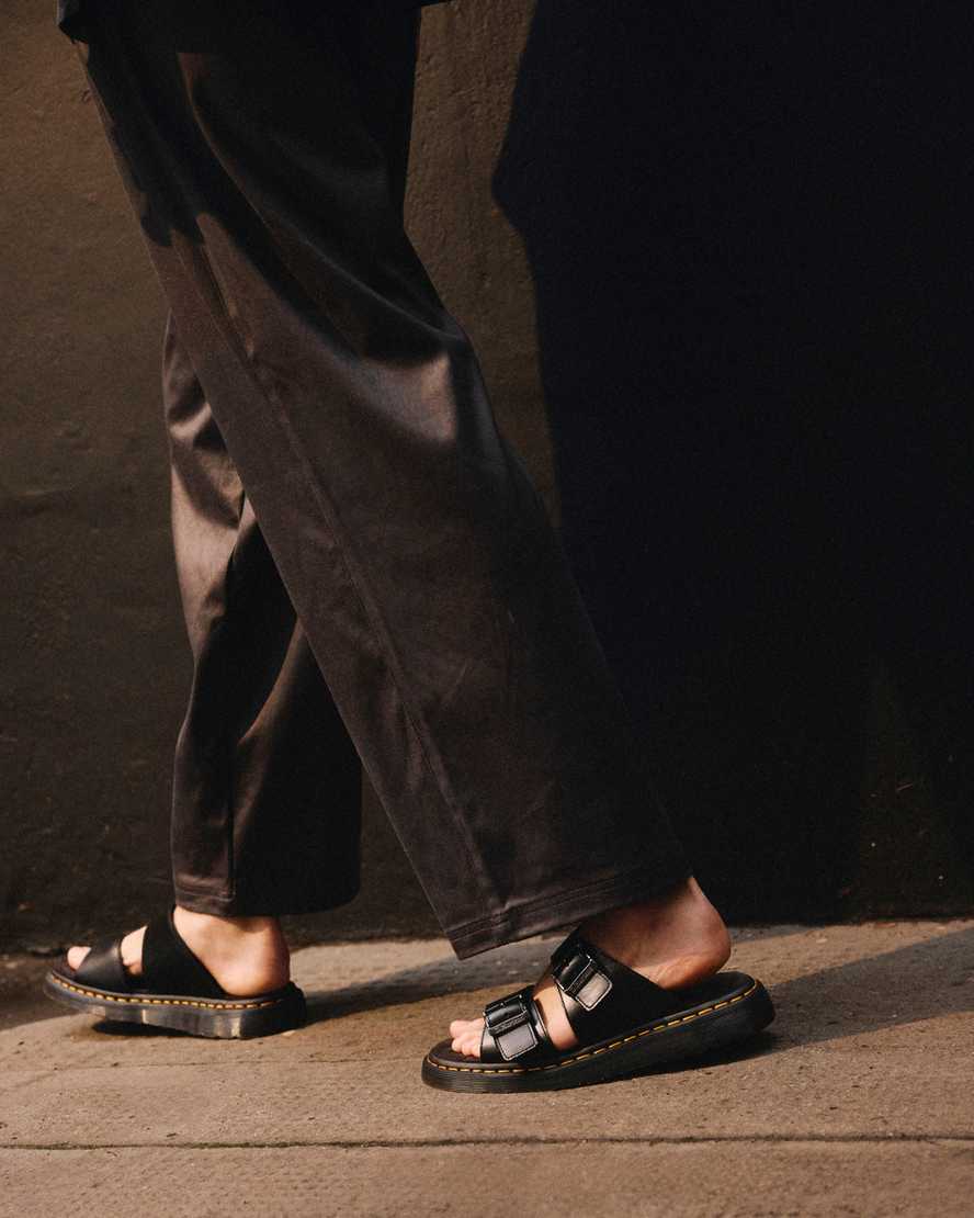 DR. MARTENS Dr. Martens Josef Analine Leather Buckle Slides