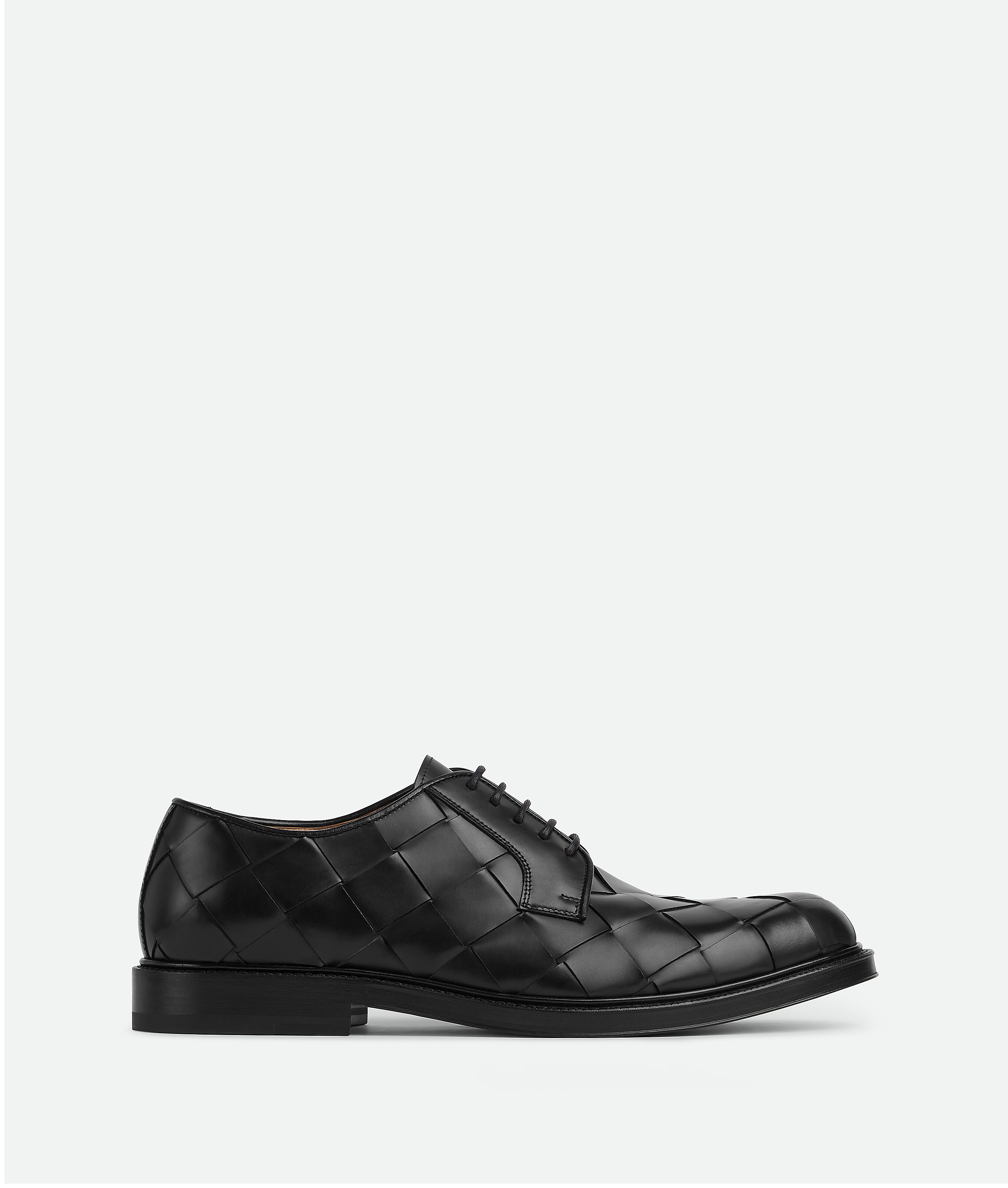 靴 bottega veneta intrecciato leather shoes Bottega Veneta Intrecciato Lace-Up Shoe - Black | Editorialist