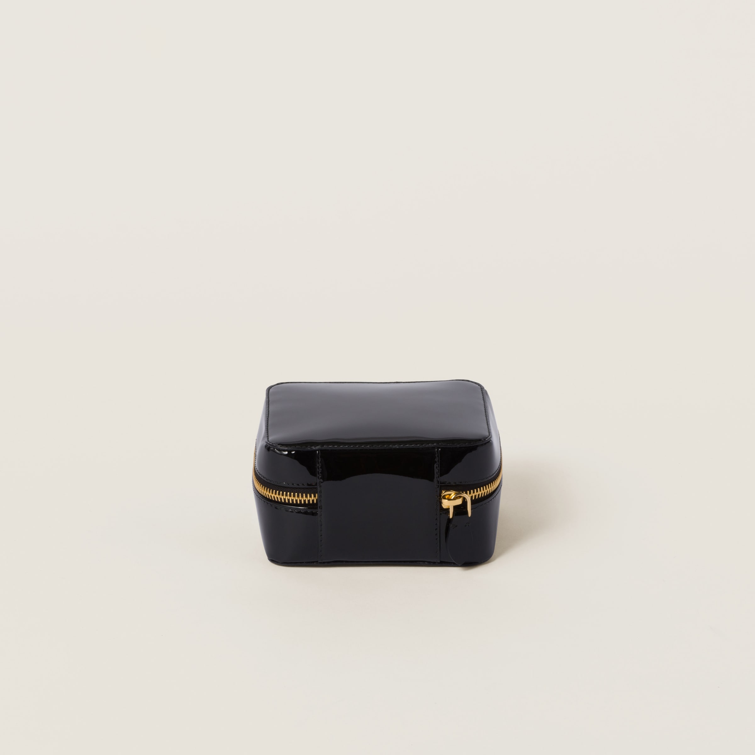29667620~black_2.jpg