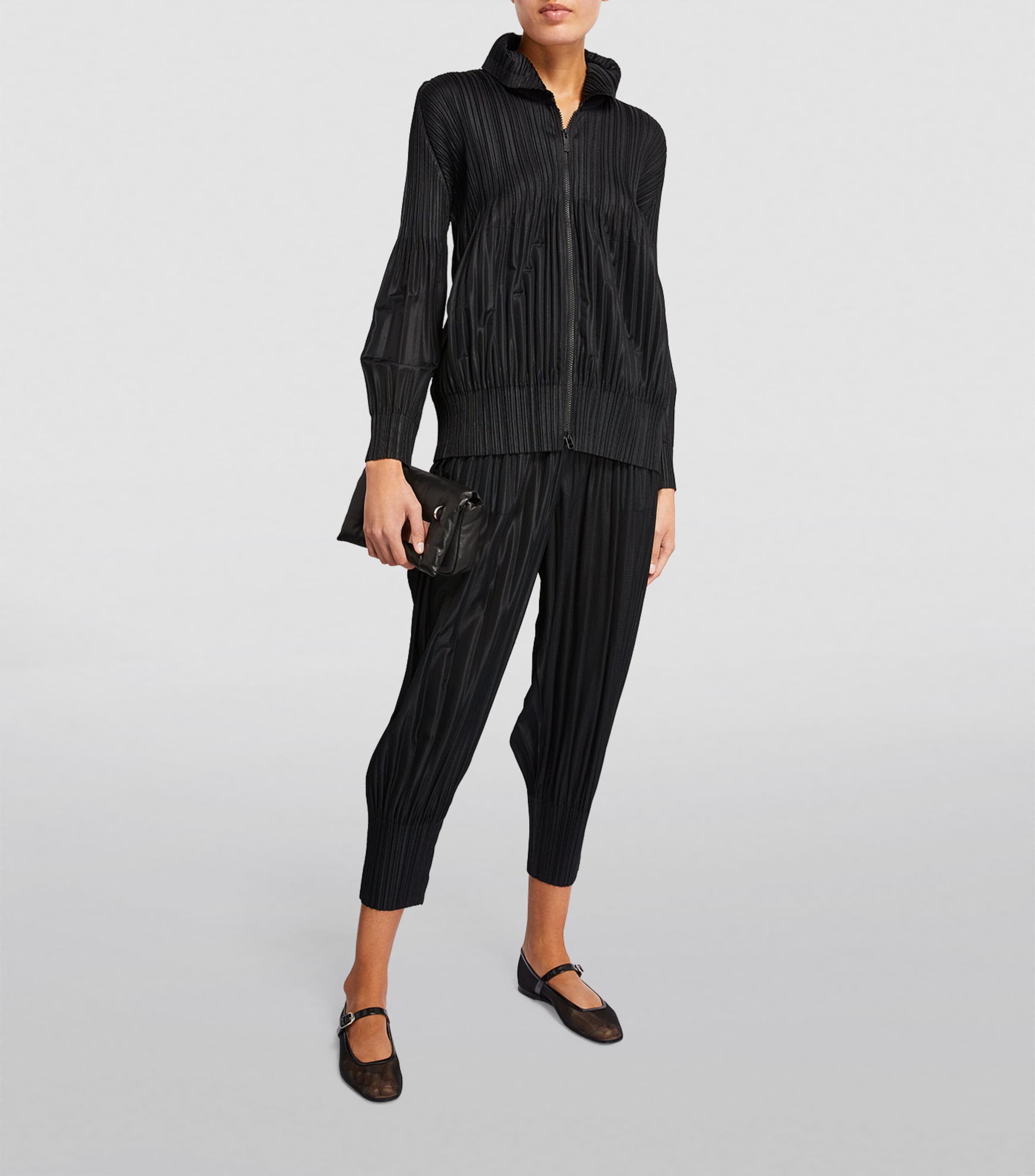 ISSEY MIYAKE Fluffy Basics Zip-Up Jacket