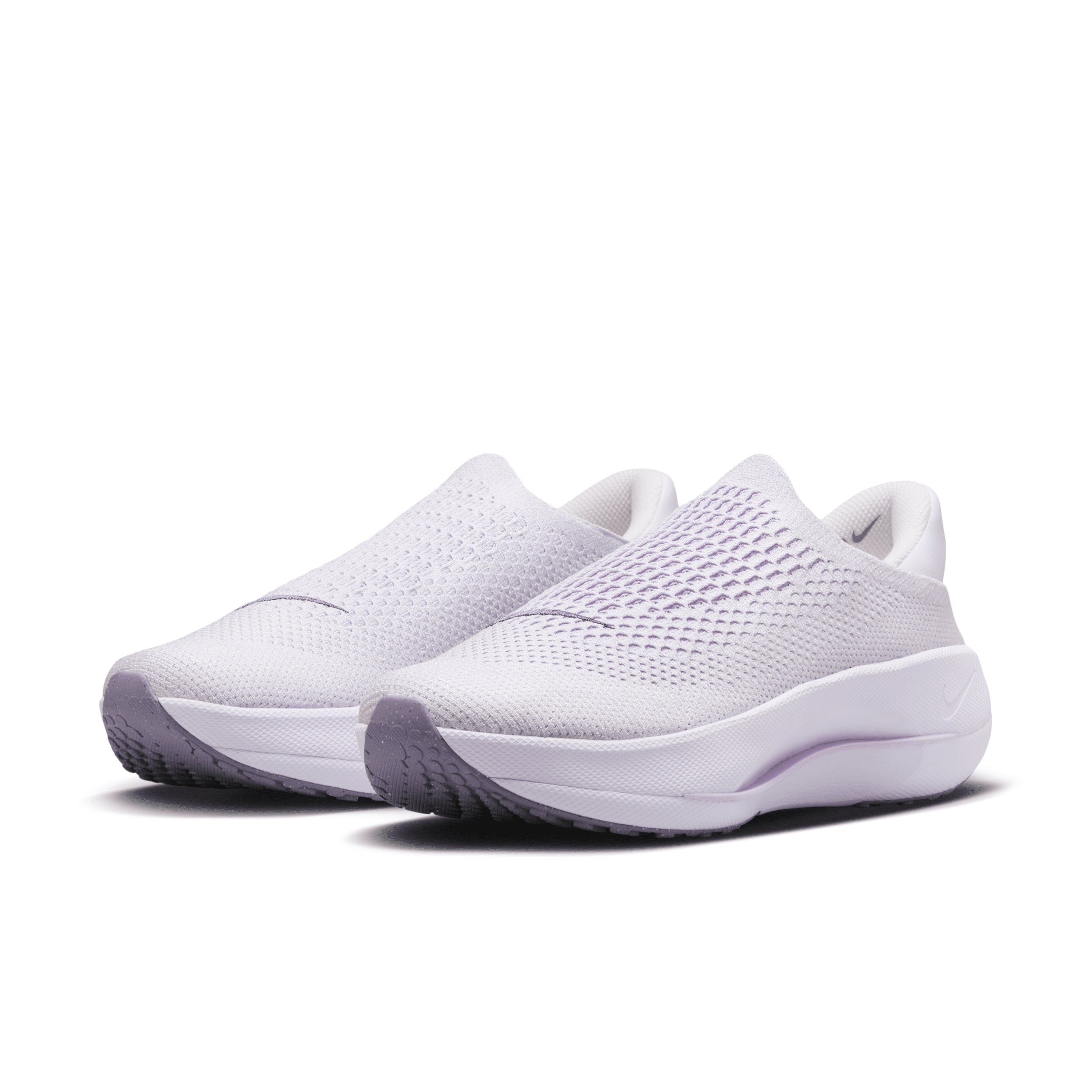 nike womens slip on runners