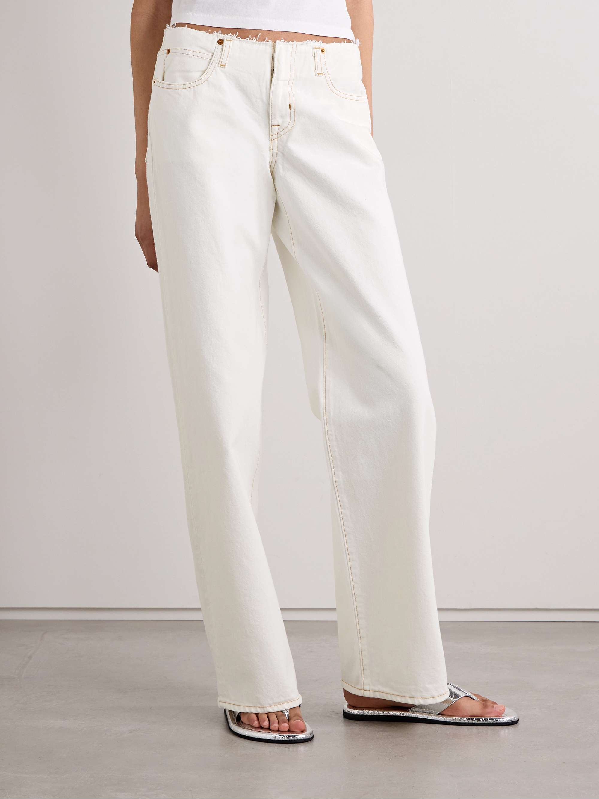 9 Best White Jeans to Wear: How to Wear White Jeans Year-Round