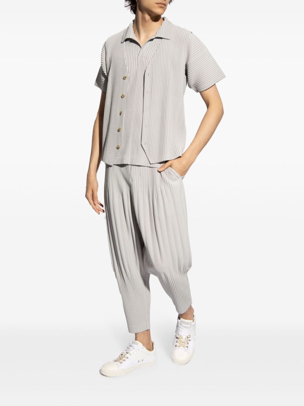 ISSEY MIYAKE Homme Plissé Issey Miyake Pleated Vest