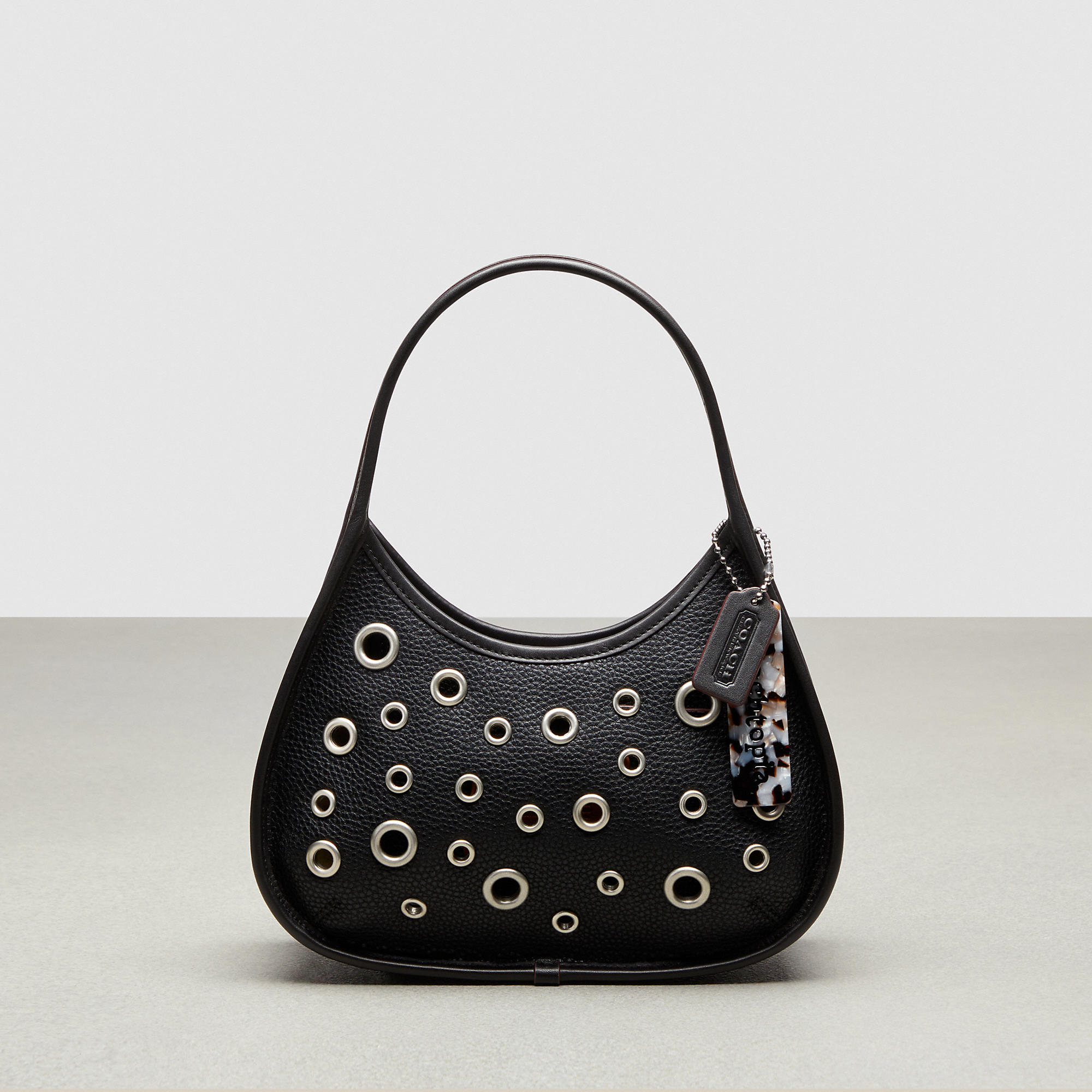 Coachtopia Ergo Bag In Pebbled Leather - Black | Editorialist