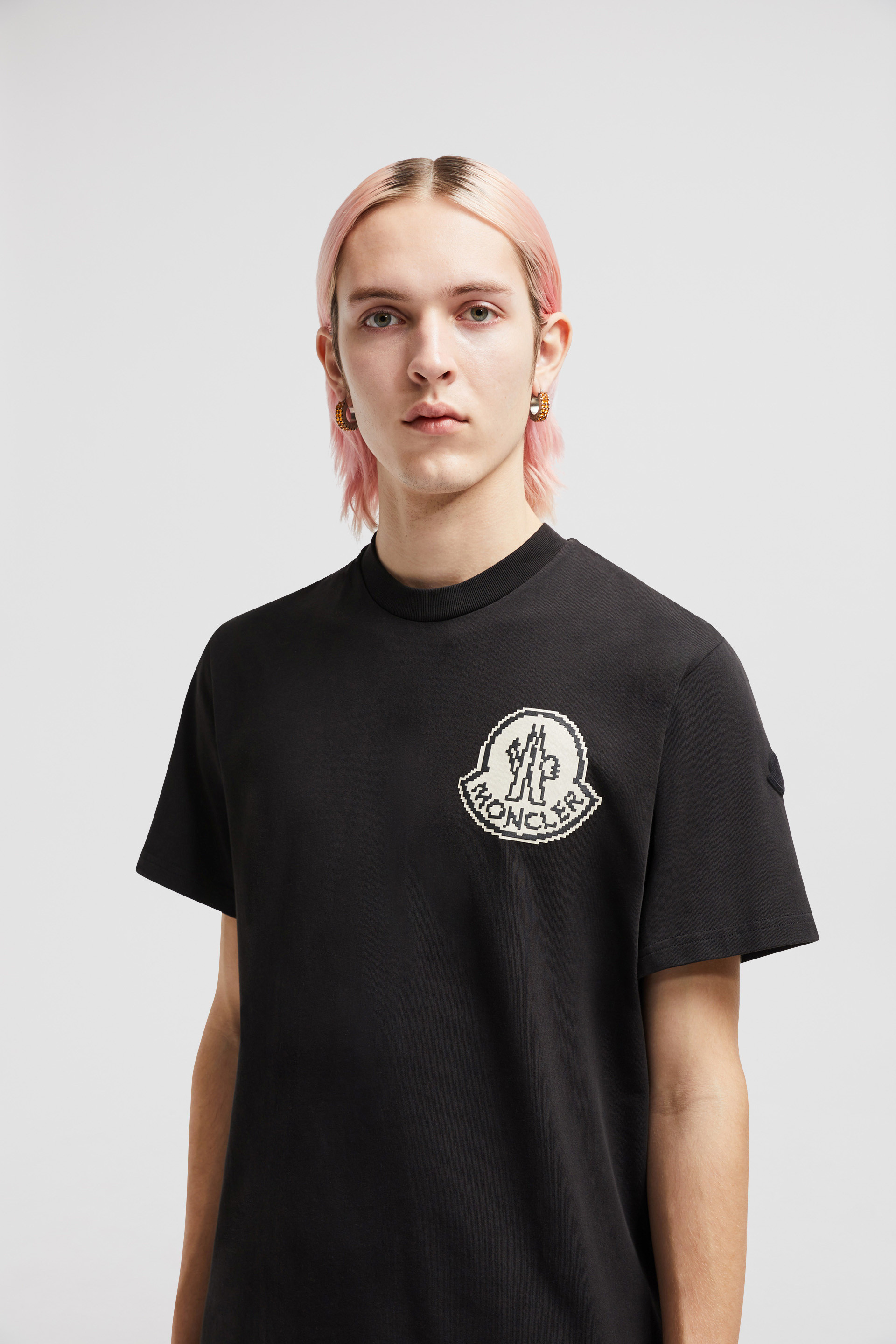 Moncler Pixel Logo Cotton T-Shirt - Black | Editorialist