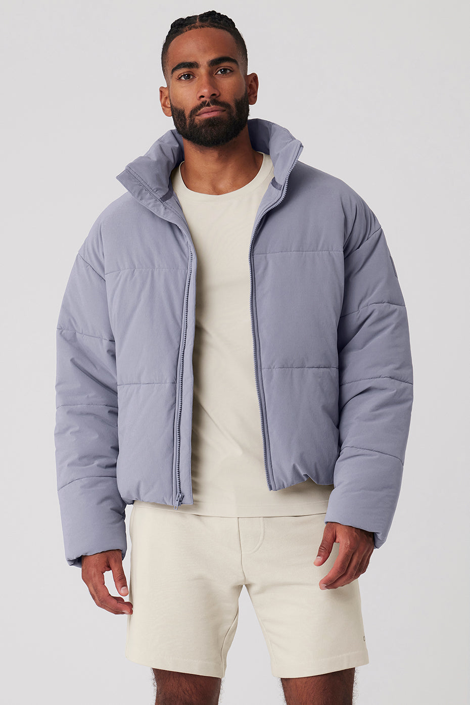 Alo Yoga Stretch Woven Street Puffer Jacket In Grey - Fog
