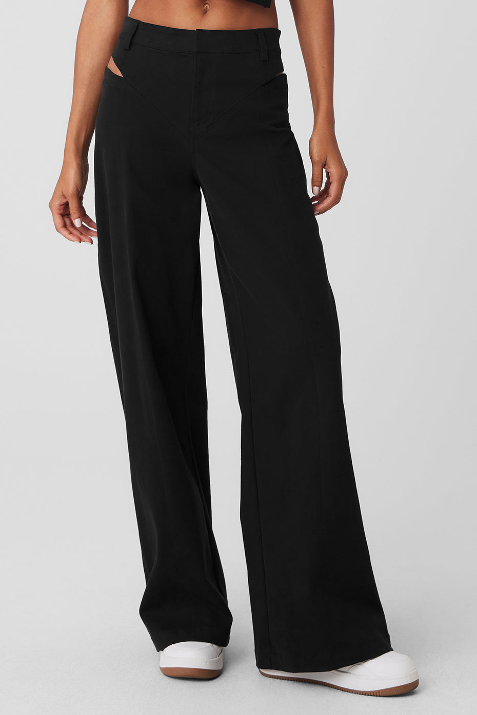 Alo Yoga High-Waist Risk Taker Trouser In Size - Black | Editorialist
