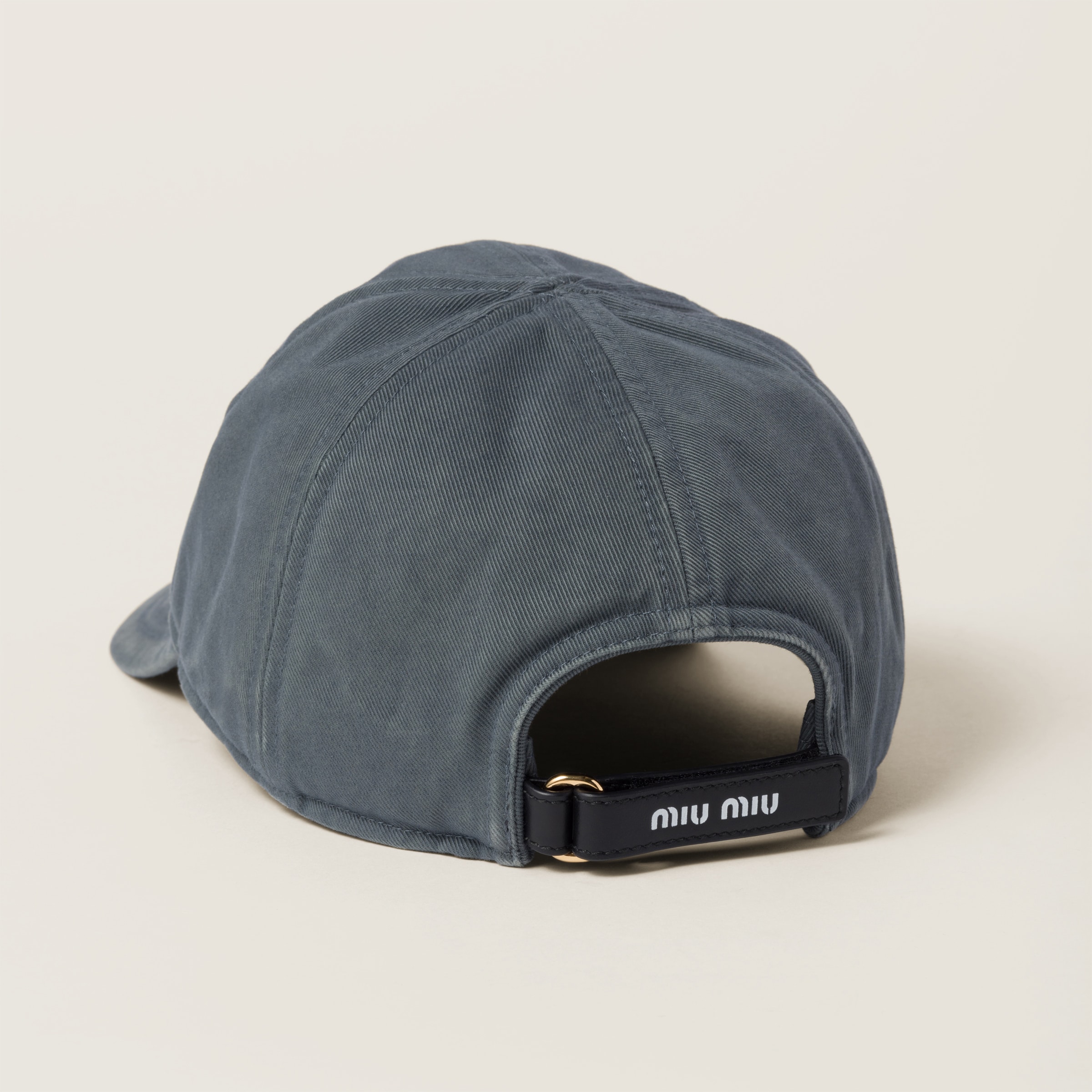 ミュウミュウ MIU MIU ドリル ベースボールキャップ【グレー 】 Miu Miu Drill Baseball Cap - Grey | Editorialist