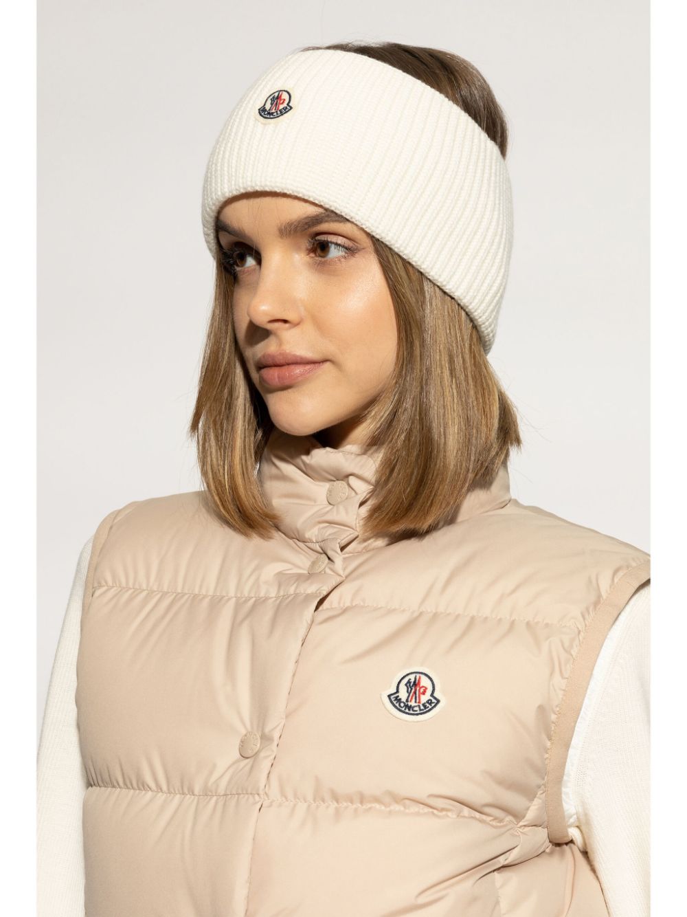 Moncler Logo-Patch Ribbed-Knit Headband - Neutrals  display picture 1