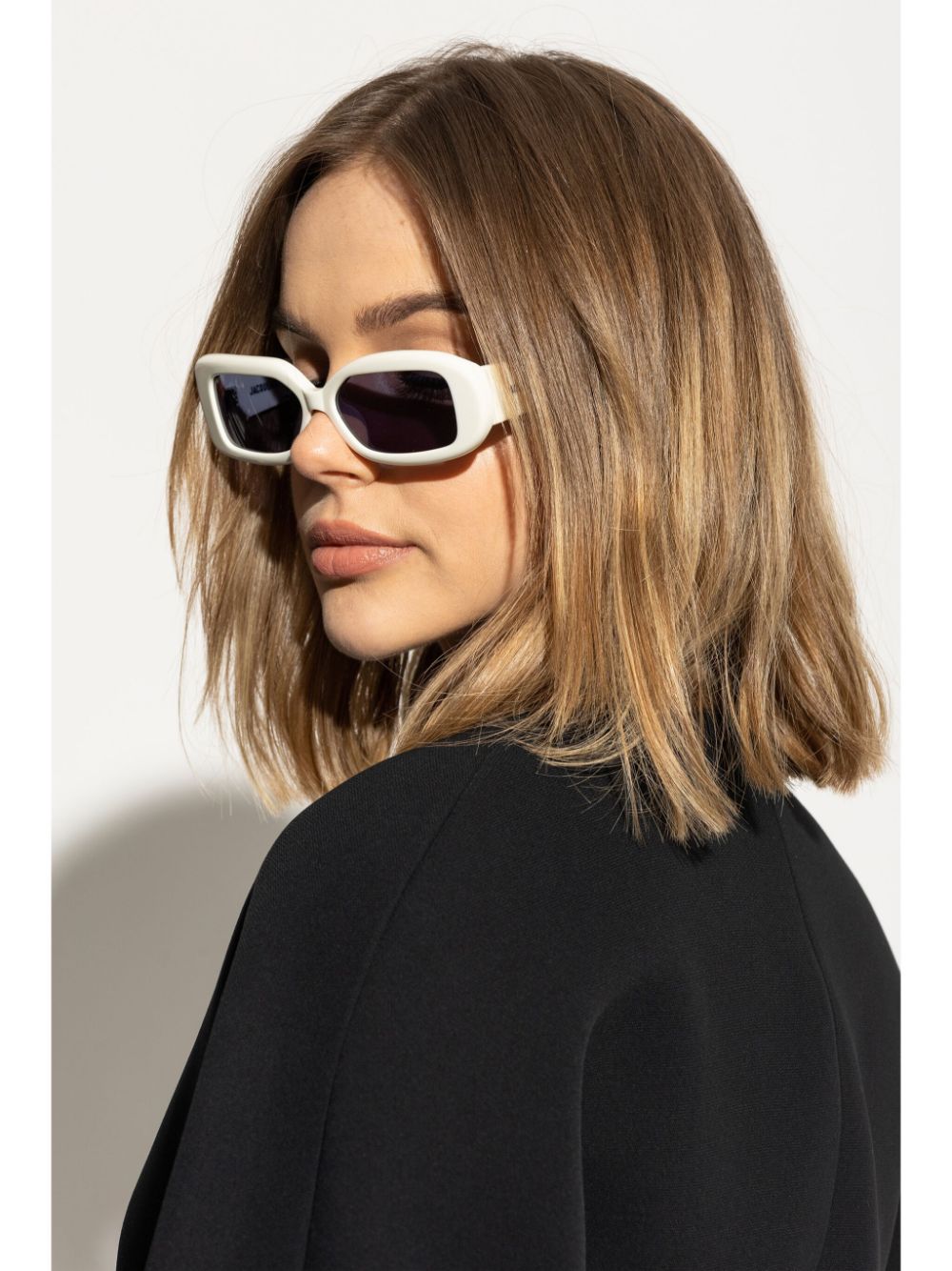 Linda Farrow Jacquemus Rond Carre Sunglasses Jacquemus Rond Carre - Jade Green Sunglasses | italist  main image 4