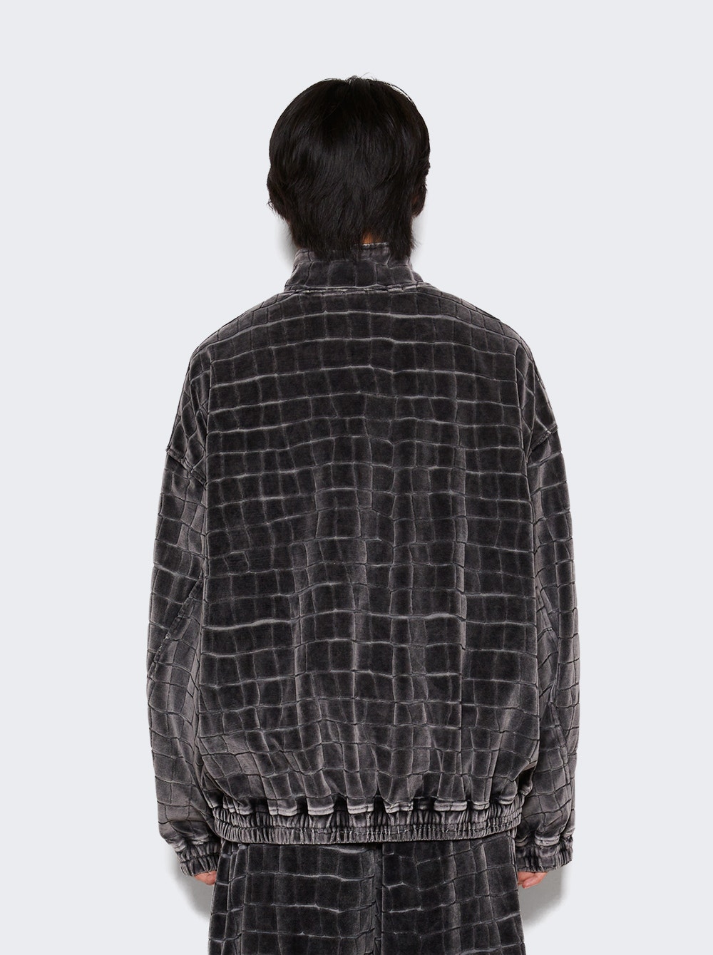 31227521~black_1736262459032_0.jpg
