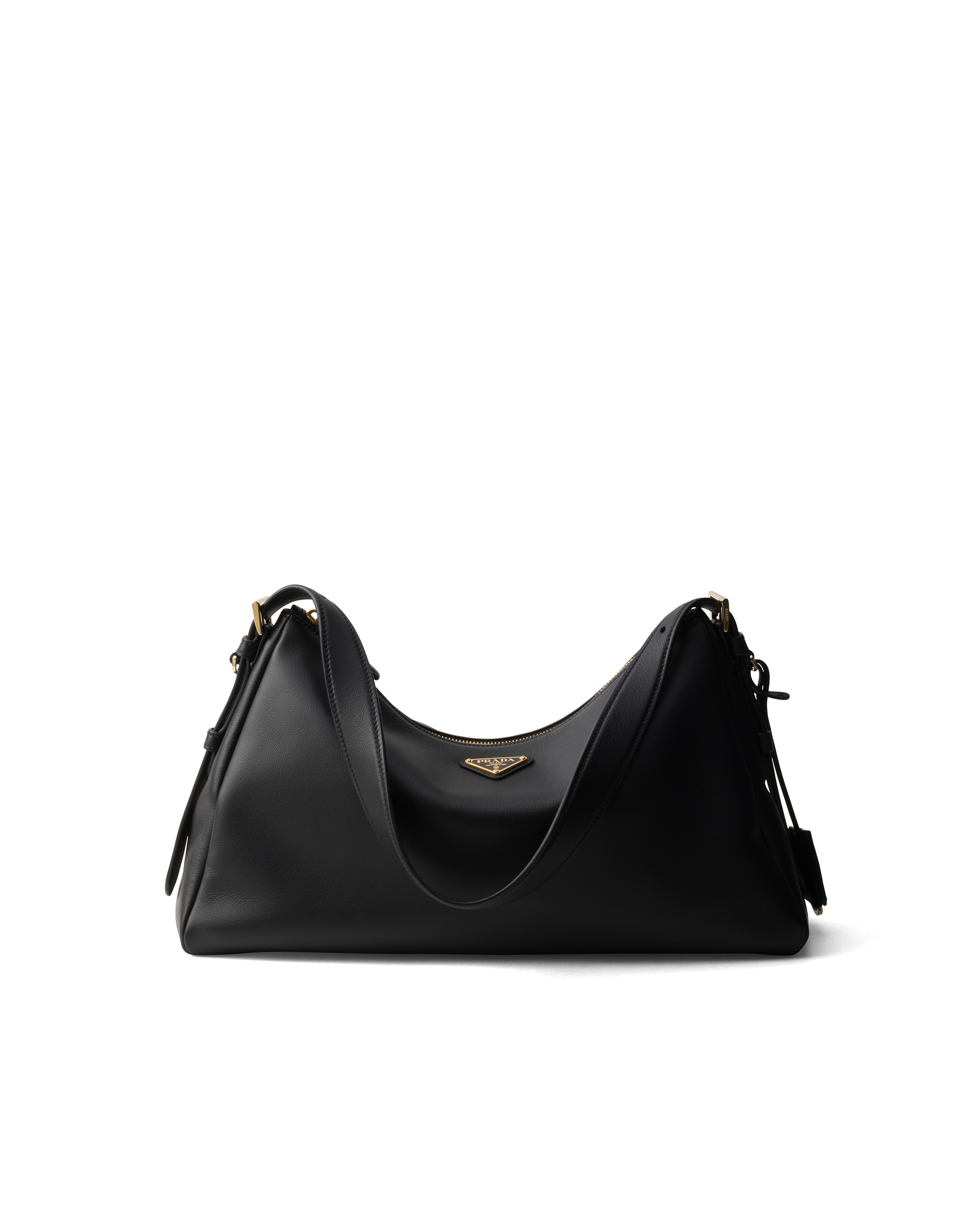 31242653~black_1771921298140_0.jpg
