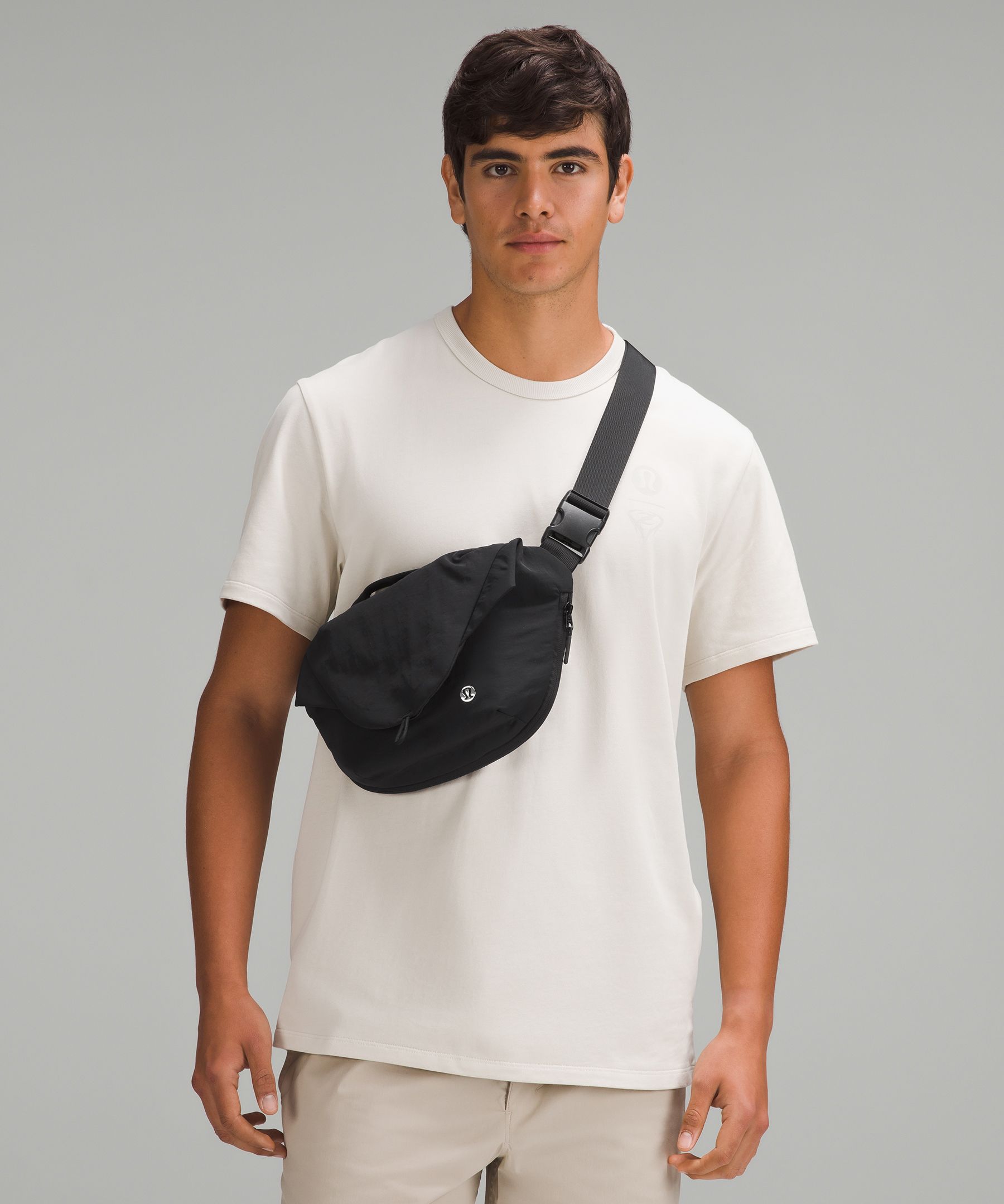 Lululemon Curved Crossbody Bag 3l - Grey Eucalyptus | Editorialist