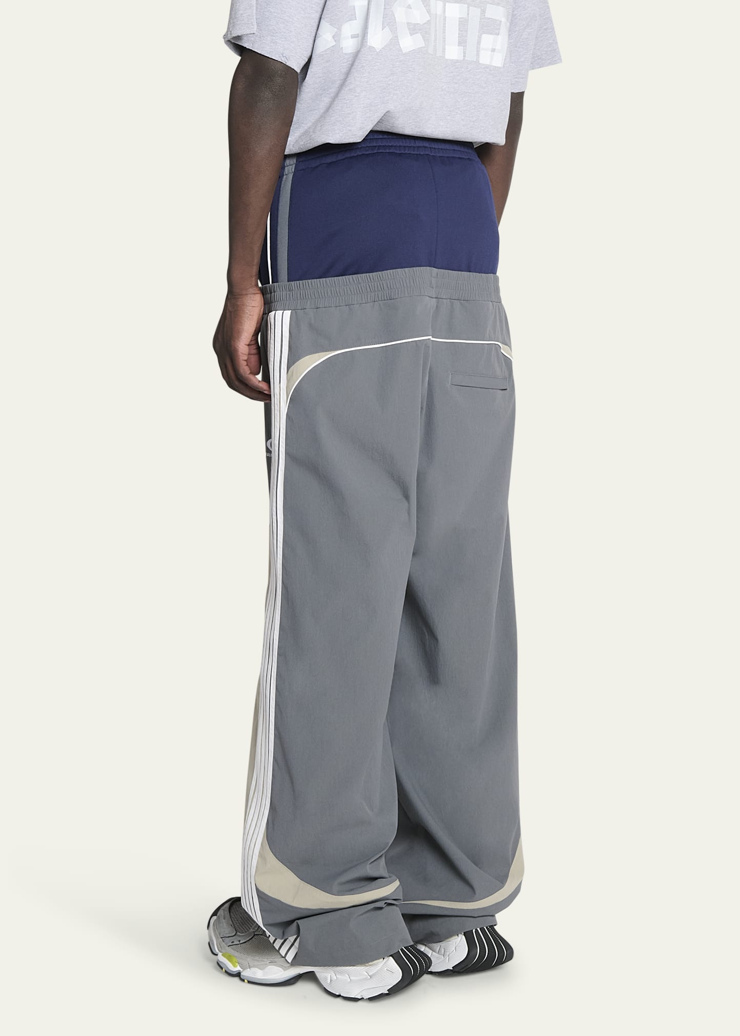 Balenciaga Double-Waist Tracksuit Pants - Gris | Editorialist