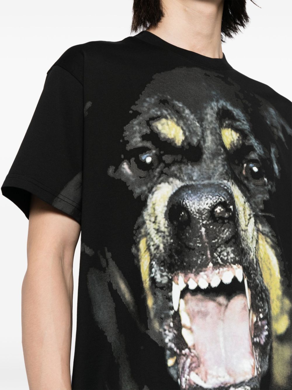 Givenchy Rottweiler Crewneck T-Shirt - Black | Editorialist
