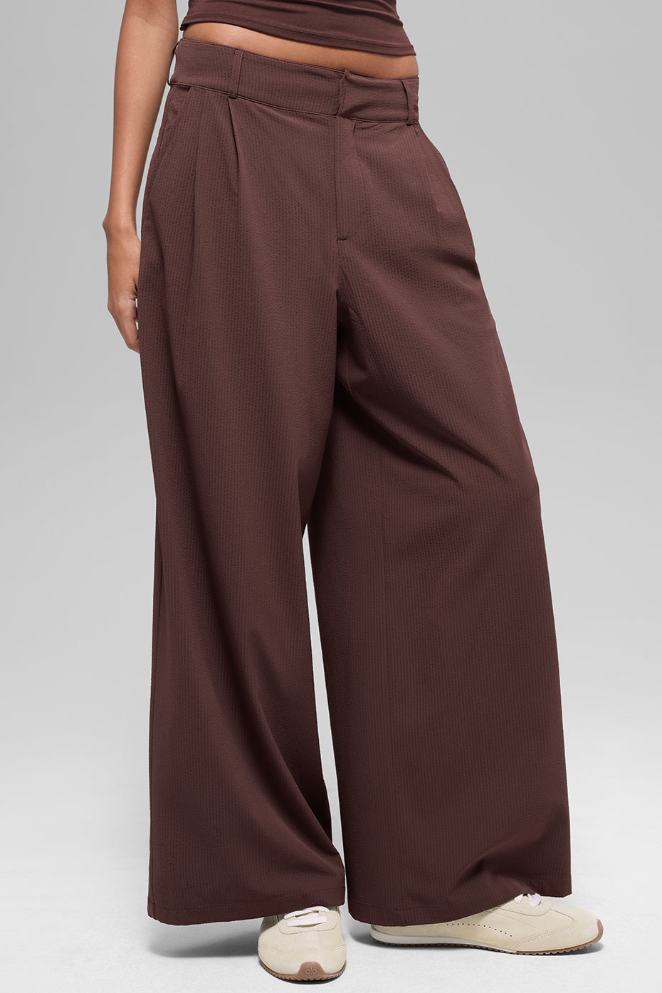 Alo Yoga High-Waist Dreamscape Trouser - Brownstone | Editorialist