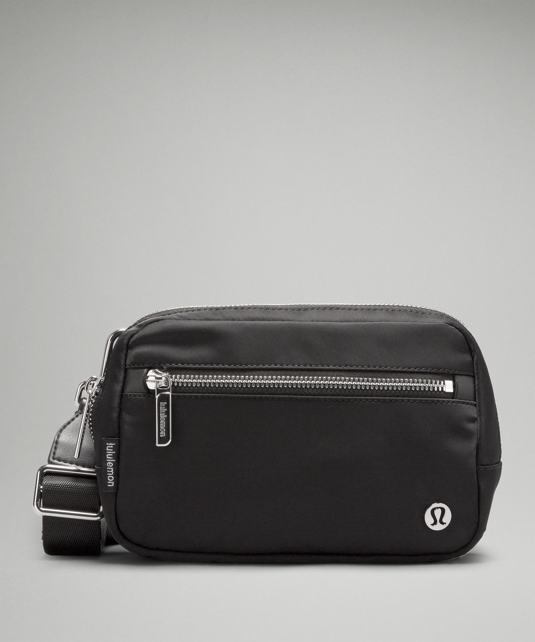 Lululemon Everywhere Convertible Crossbody Bag - Black | Editorialist