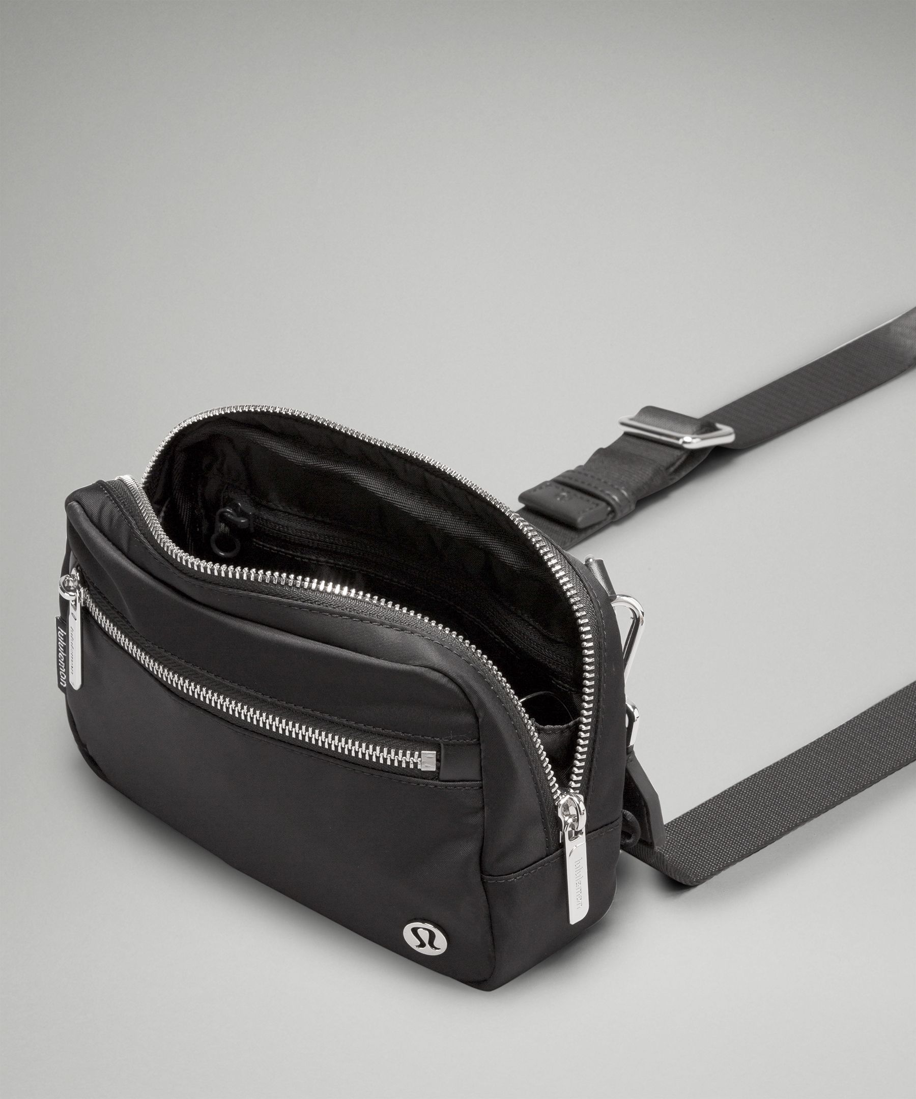lululemon crossbody bag 1.5l Lululemon Everywhere Convertible Crossbody Bag - Black