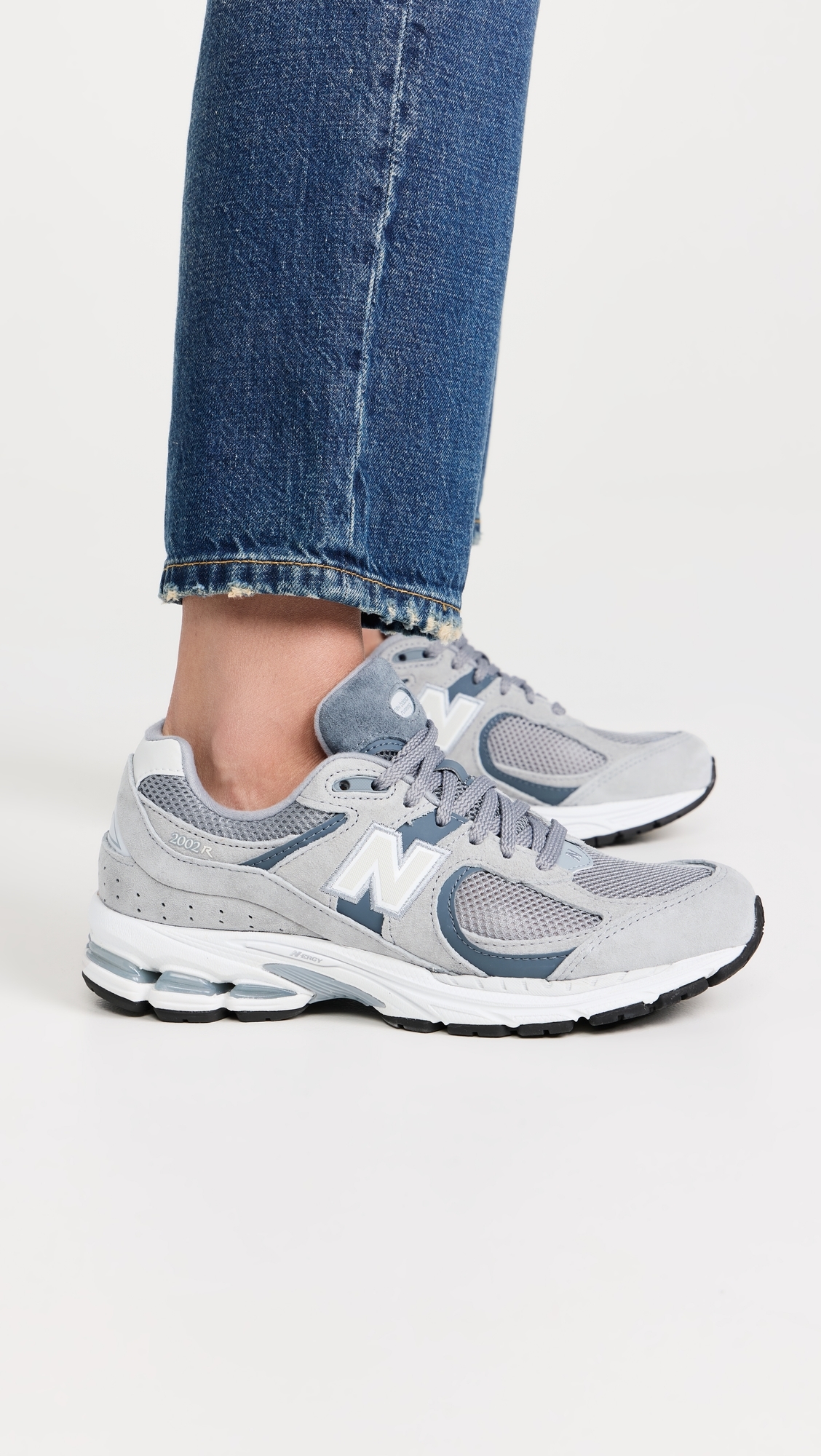 NEW BALANCE New Balance 2002R Sneakers