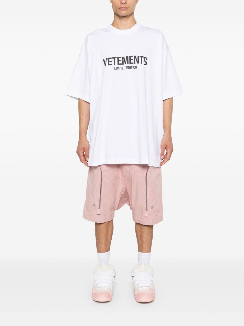 VETEMENTS VETEMENTS Limited Edition T-Shirt