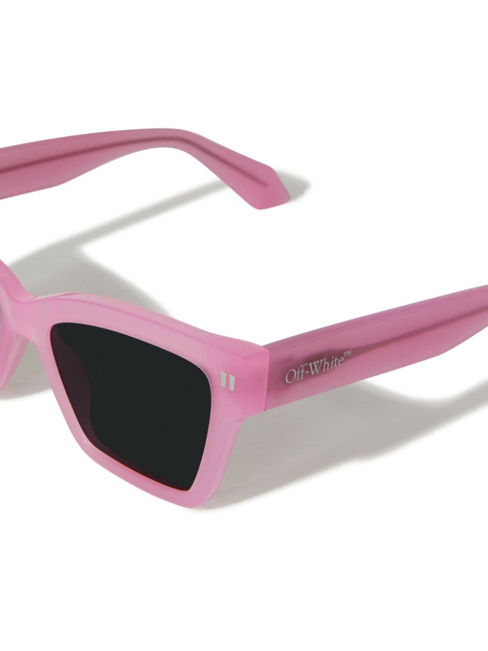 Off-White Cincinnati Sunglasses - Pink | Editorialist display picture 2