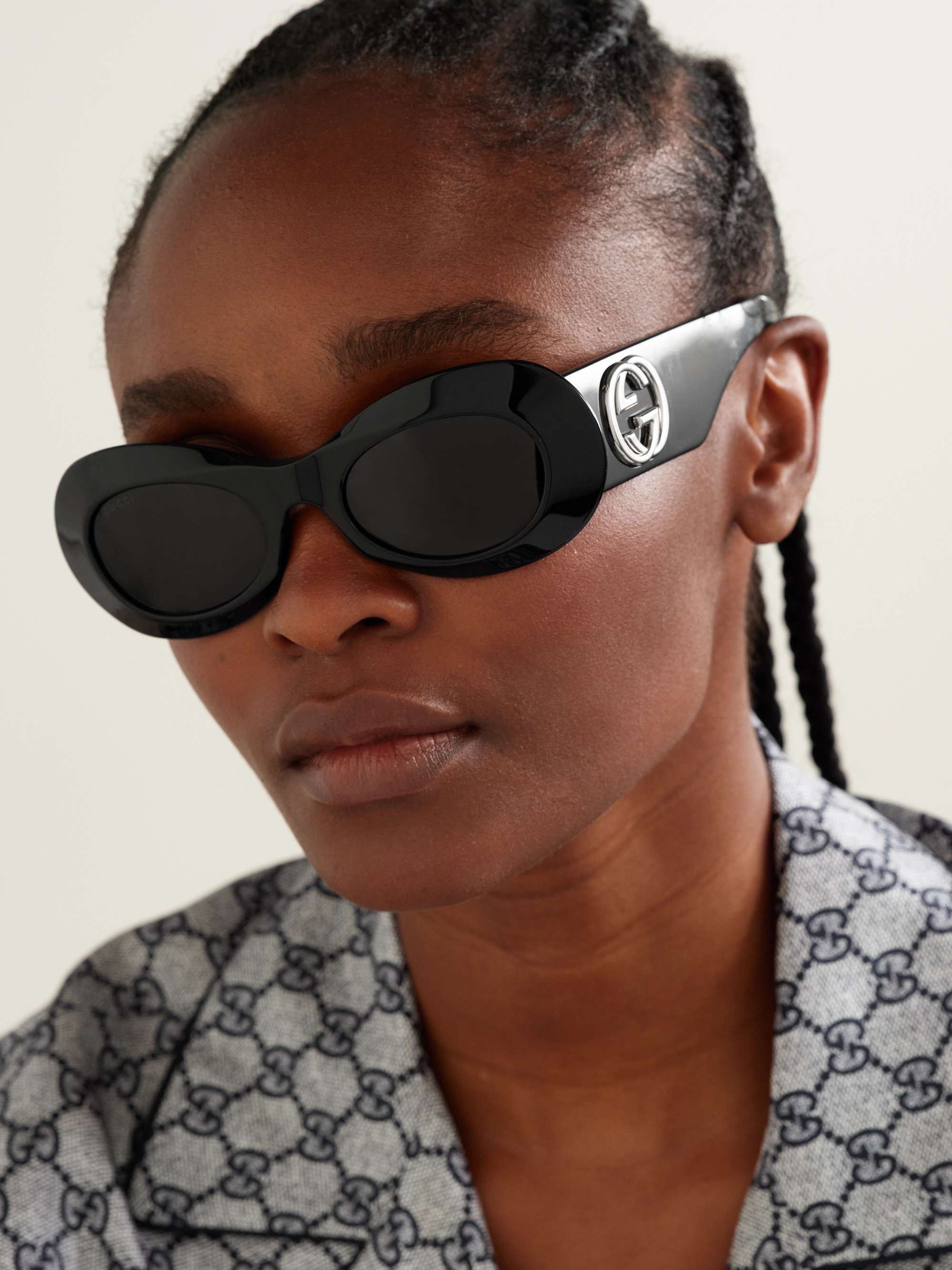 Gucci Round-Frame Acetate Sunglasses Black Womens GUCCI EYEWEAR Oval-frame acetate and gold-tone sunglasses  main image 2