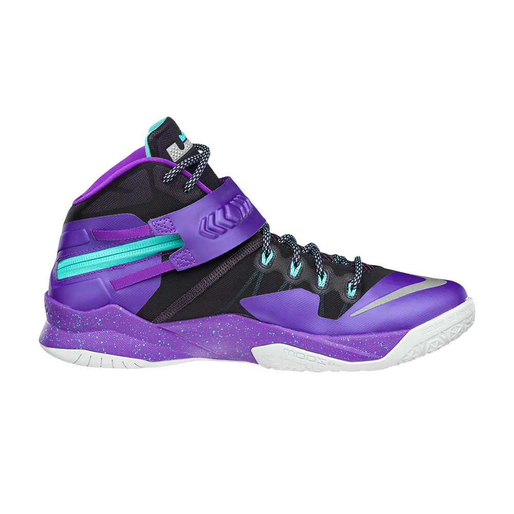 Nike Zoom Soldier 8 Sneakers - Purple | Editorialist display picture 2