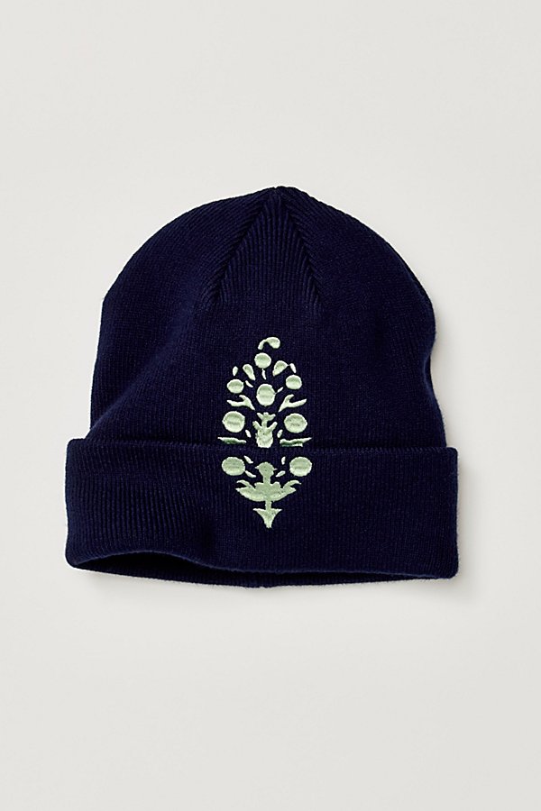 FP Movement Iconic Buti Beanie - Navy/Mint POC Beanie Flat in Apatite Navy | Ski accessory | POC (US) main image 3