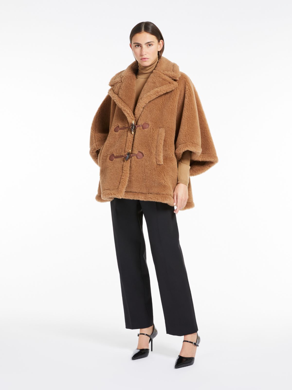 Max Mara ムートンジャケット ファー付 キャメル 36 Brown Max Mara Ofelia Max Mara Newmanto Faux Fur Jacket Camel The