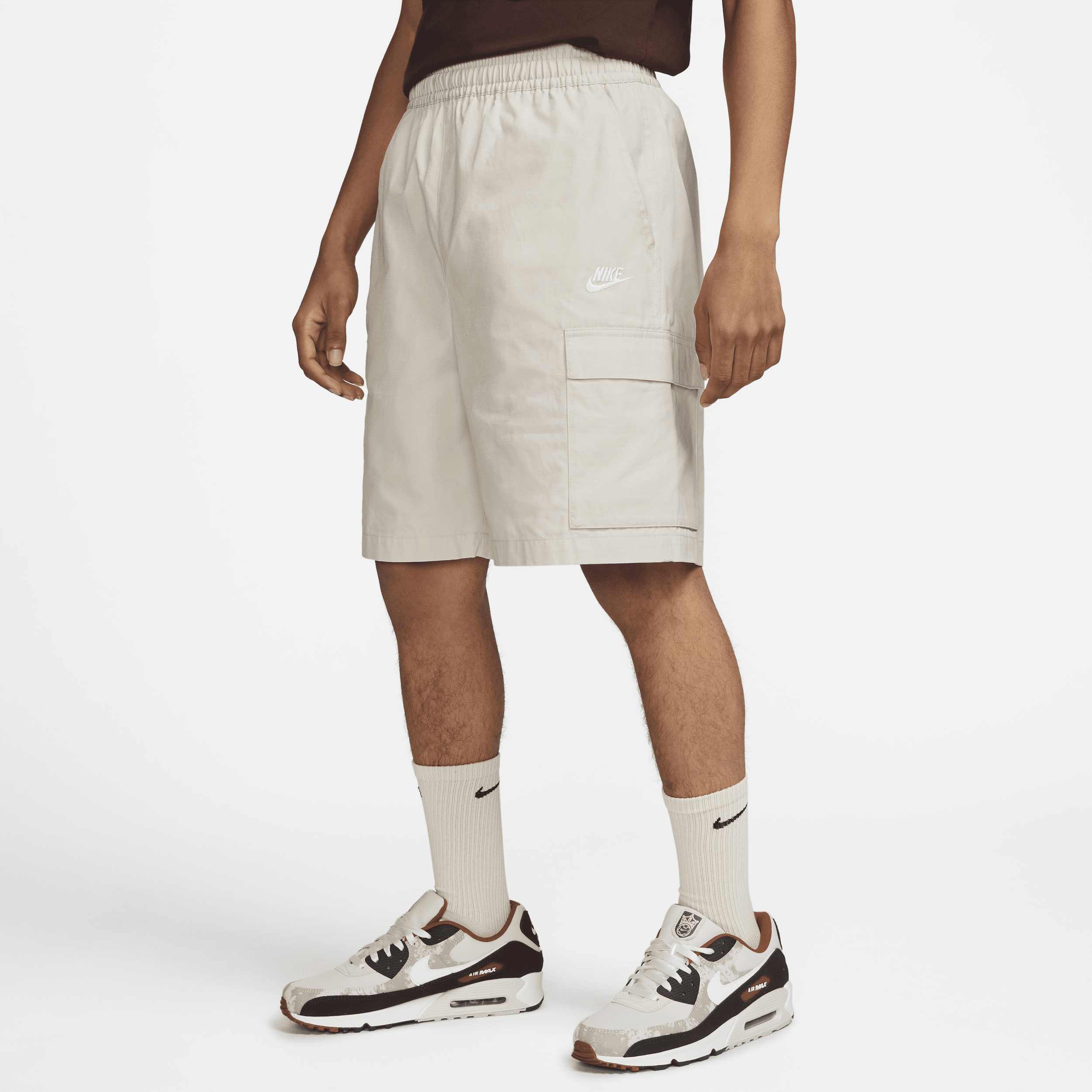 NIKE men's sportswear premium essentials oversized t-shirt