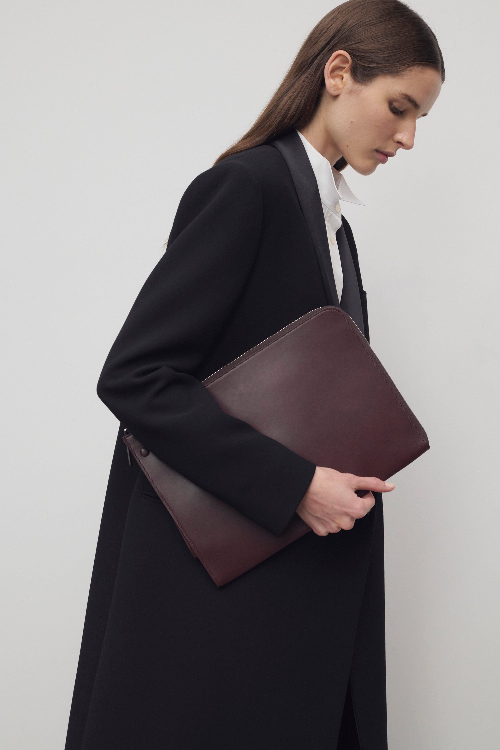 THE ROW The Row Large Portfolio Wristlet