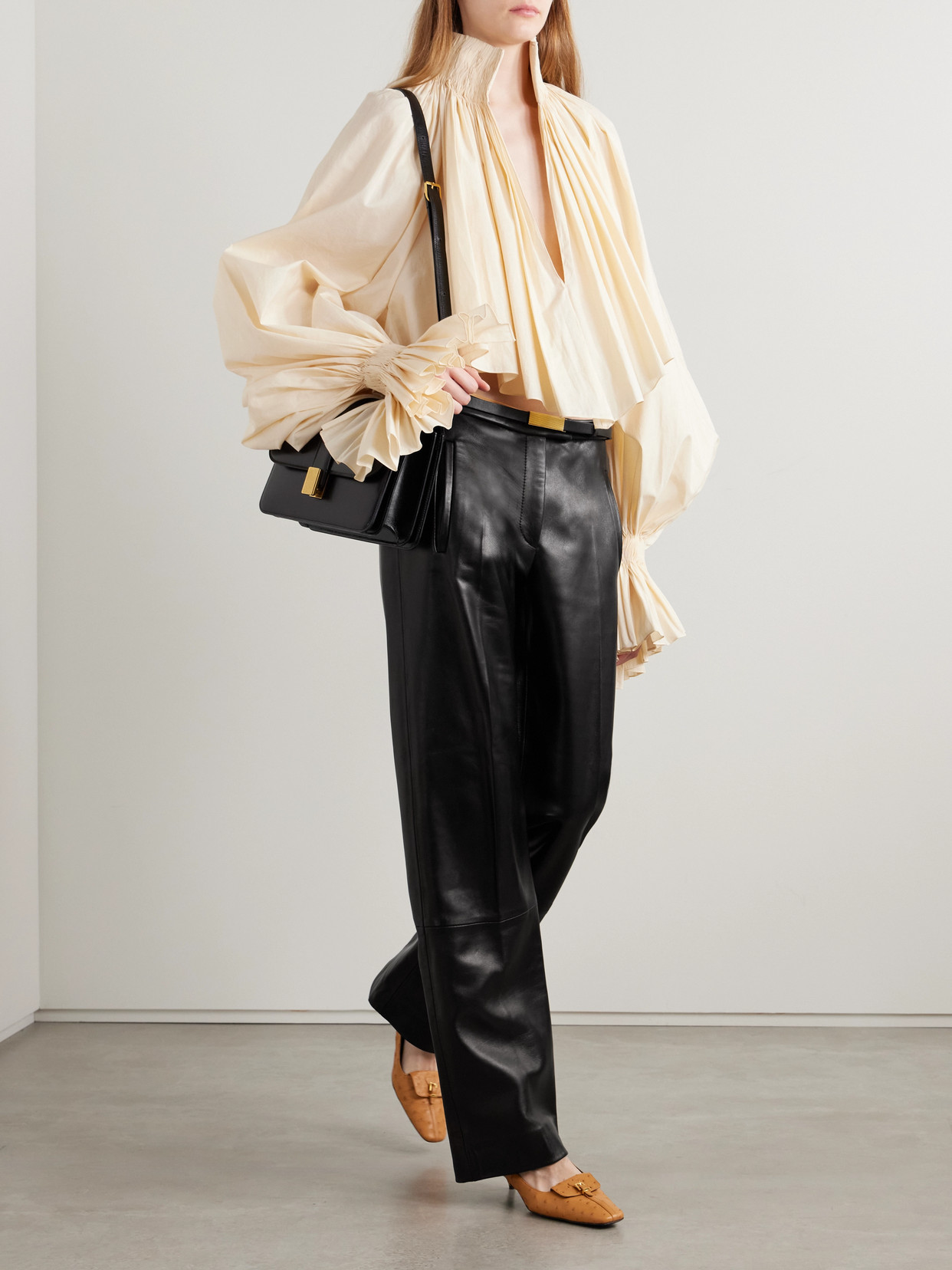 KHAITE Durer Cropped Gathered Cotton-Blend Poplin Blouse